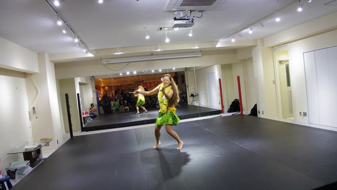 【横浜駅徒歩圏内】60人収容可能なレンタルスペースでオリジナルパーティーを開催しませんか!?の写真6