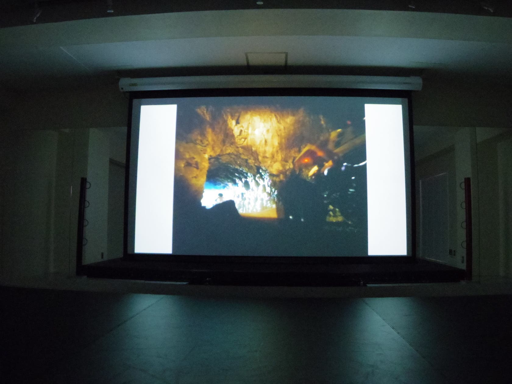 【横浜駅徒歩圏内】60人収容可能なレンタルスペースでオリジナルパーティーを開催しませんか！？の写真8