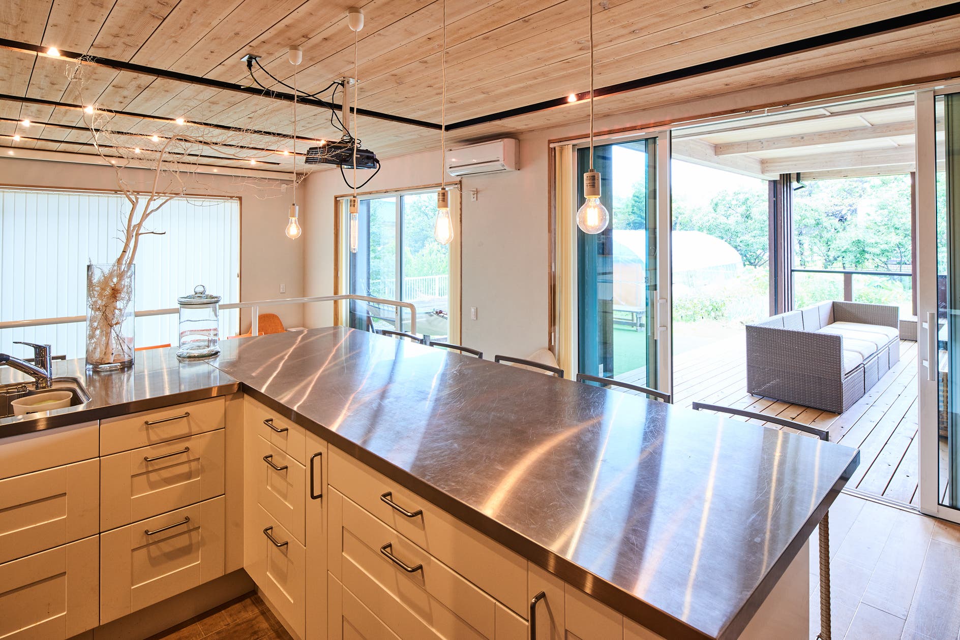 【完全個室】プライベート空間で打ち合わせにBBQ！使い方色々。目の前に広がる畑を見ながらワクワクを膨らませてください！【大宮】の写真6