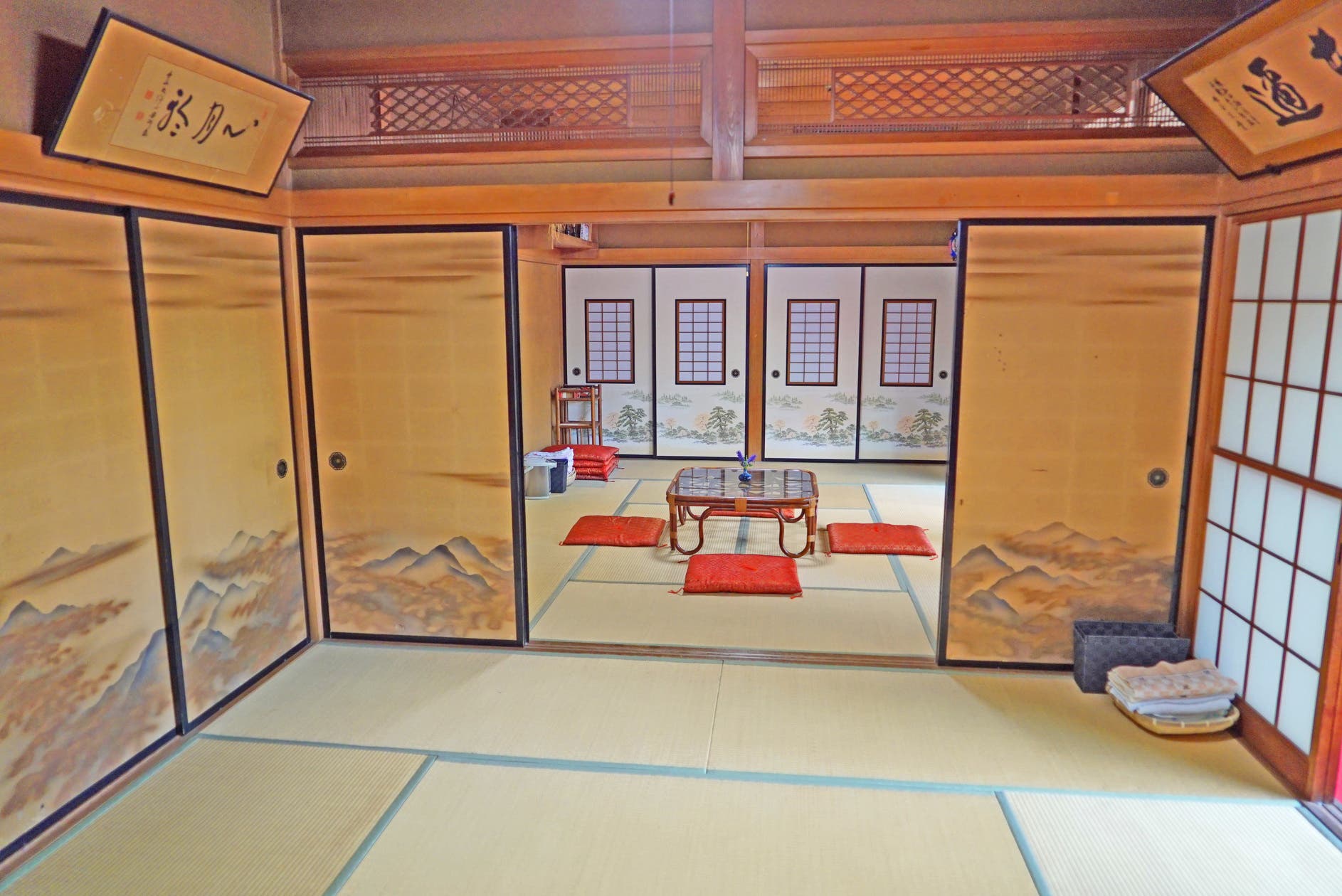 横浜【日本庭園と古民家】飯田屋〜iidayajapan〜東京から20分、竹林を抜けると別世界。四季折々の花々がお迎え致します〜の写真9