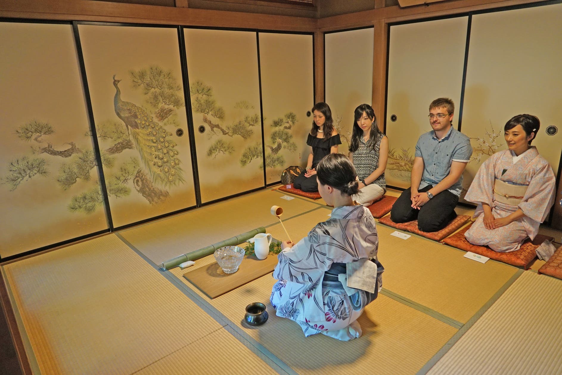 横浜【日本庭園と古民家】飯田屋〜iidayajapan〜東京から20分、竹林を抜けると別世界。四季折々の花々がお迎え致します〜の写真17