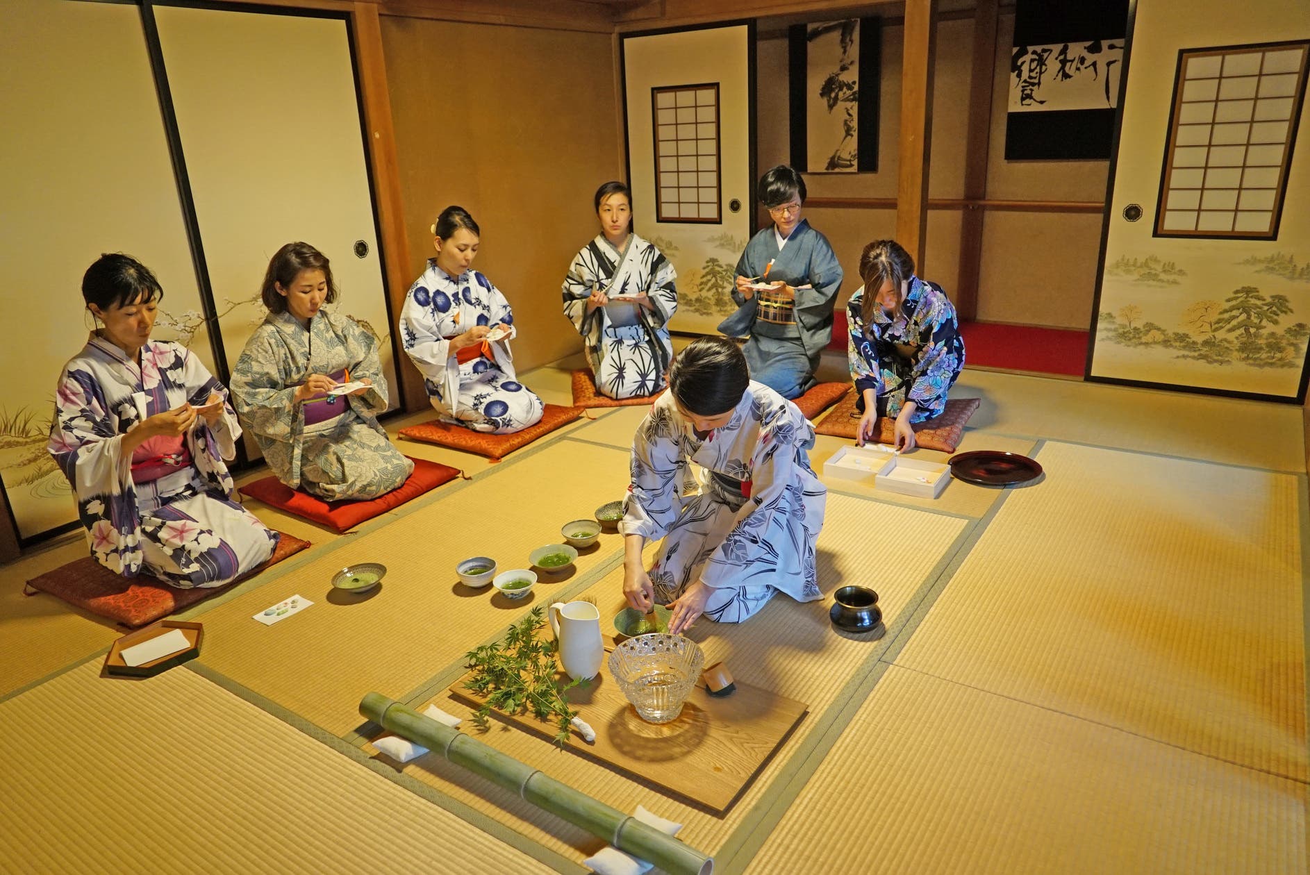 横浜【日本庭園と古民家】飯田屋〜iidayajapan〜東京から20分、竹林を抜けると別世界。四季折々の花々がお迎え致します〜の写真8