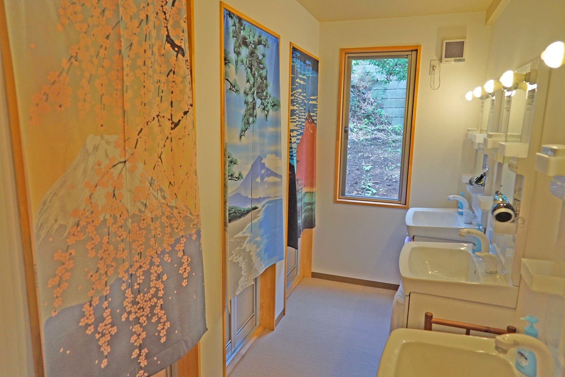 横浜【日本庭園と古民家】飯田屋〜iidayajapan〜東京から20分、竹林を抜けると別世界。四季折々の花々がお迎え致します〜の写真18