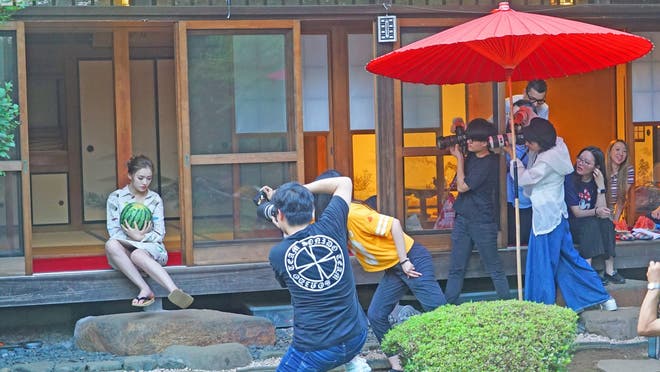 ※ロケハン予約専用【七五三、コスプレ、古民家、マンション】飯田屋【都心から20分、竹林を抜けると別世界。四季折々の花々がお迎えの写真16