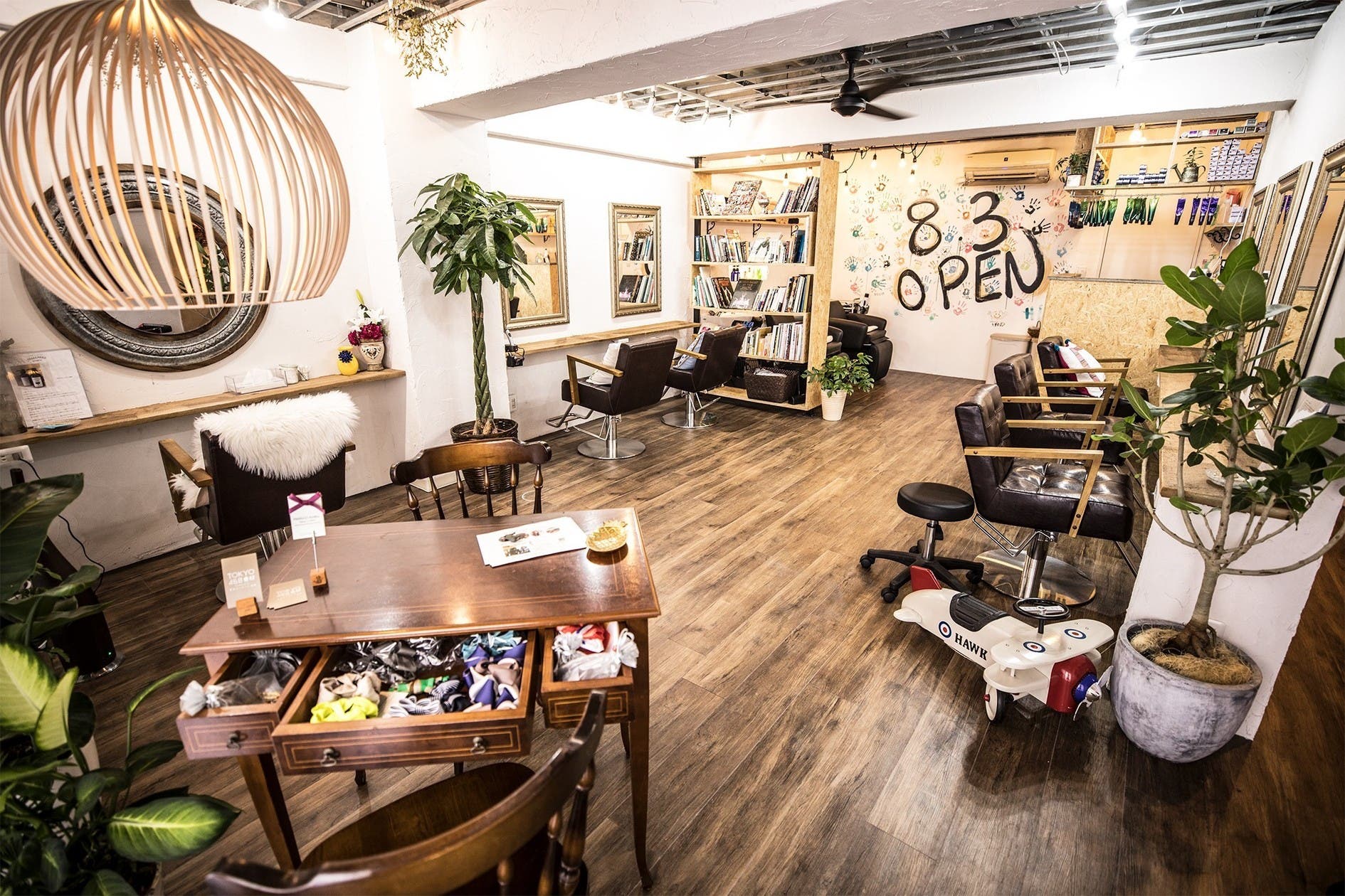 渋谷区恵比寿ガーデンプレイス付近 路面 美容室 駐車場有りの写真8