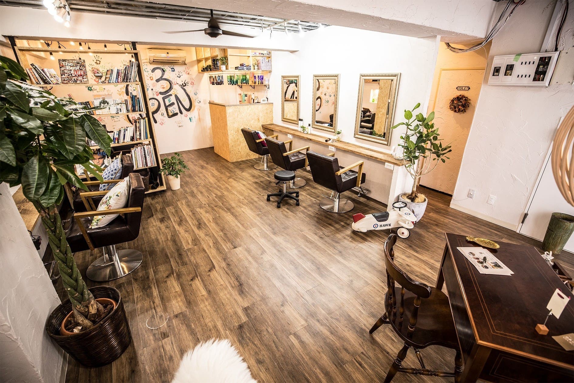 渋谷区恵比寿ガーデンプレイス付近 路面 美容室 駐車場有りの写真9