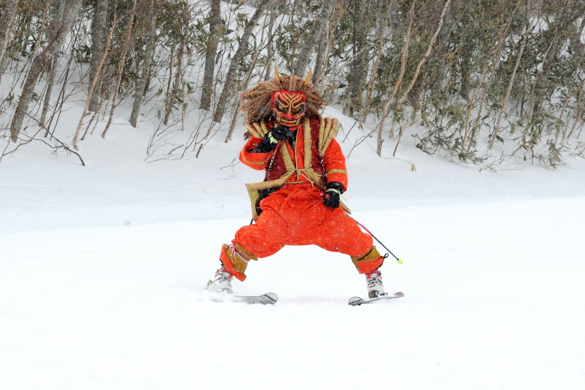 【ウィンター】カルルス温泉サンライバスキー場のナイターゲレンデを貸切！！の写真4