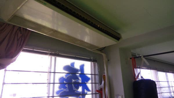 広さ100㎡、天井の高さ2.7m、ドローンも飛ばせます!の写真3