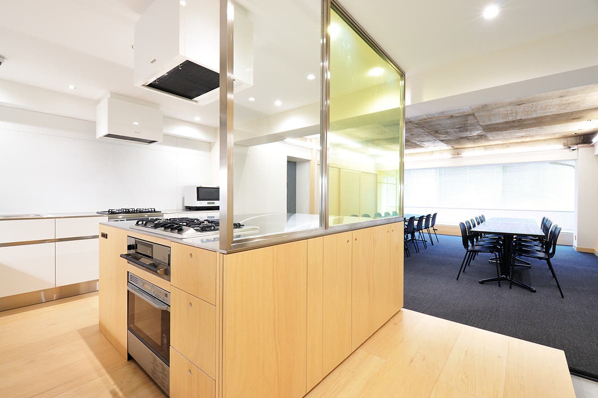 【Patia】都営地下鉄 内幸町駅から徒歩3分。 駅近好立地に登場した本格的レンタルキッチンスペース。の写真6