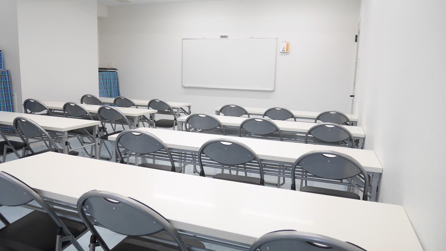 【川口】駅徒歩2分！セミナーや講座におすすめリーズナブル貸し会議室(24名)の写真6