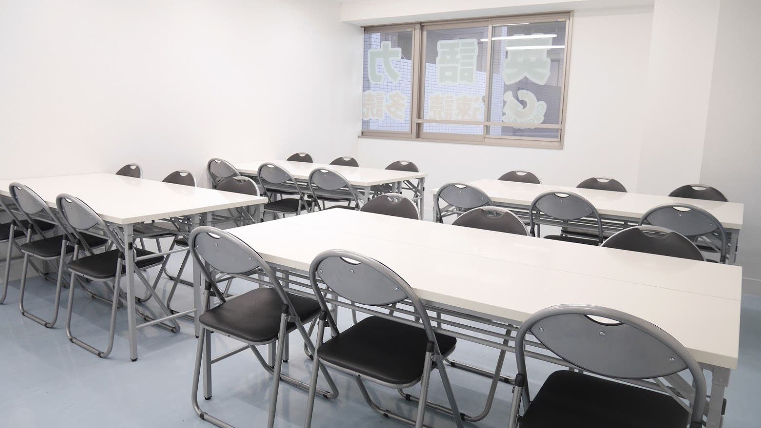 【川口】駅徒歩2分！セミナーや講座におすすめリーズナブル貸し会議室(24名)の写真10