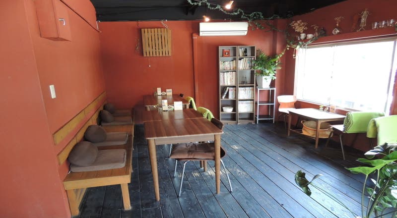 MAY cafe