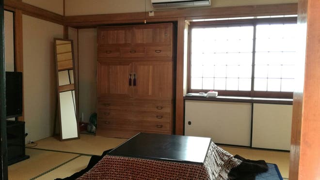 ※プラン見直しました※ 築60年一軒家貸切、自然光が降り注ぐ和庭園、清潔、駐車スペース5台の写真14