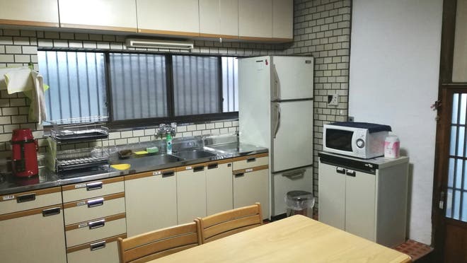 ※プラン見直しました※ 築60年一軒家貸切、自然光が降り注ぐ和庭園、清潔、駐車スペース5台の写真19