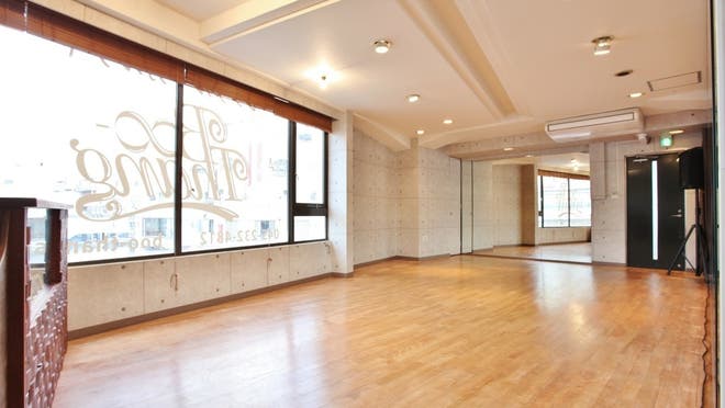 石川町駅から徒歩3分の駅近スタジオ!の写真2