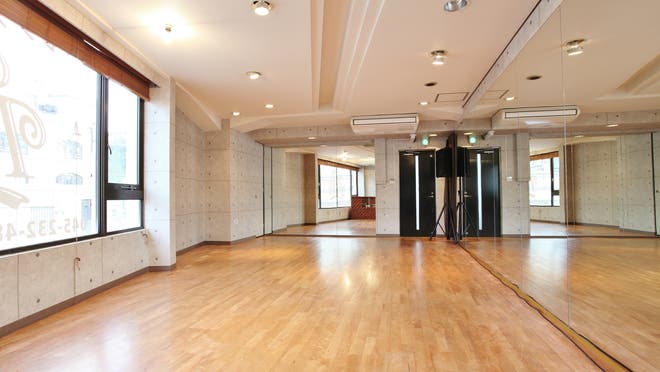 石川町駅から徒歩3分の駅近スタジオ!の写真3