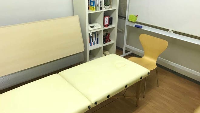 【千葉駅徒歩3分】少人数向け貸し会議室(コワーキングスペース内)の写真6