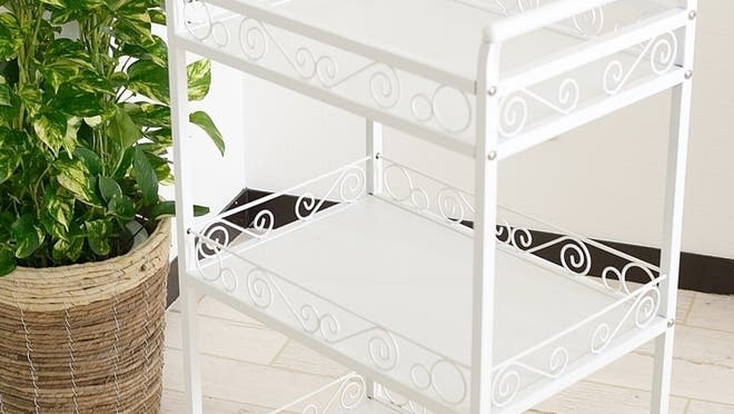 【横浜駅徒歩3分】ネイル専用レンタルサロン「モンレーブ Aブース」卓上ライト・LED & UVライト完備!(貸切ではありません)の写真10