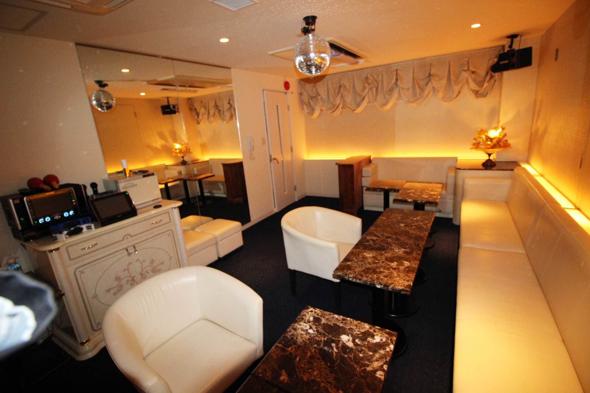 【中央区　銀座駅徒歩2分】50坪の大箱！会員制高級クラブを貸切！！！パーティー・イベント・撮影に最適です！の写真6