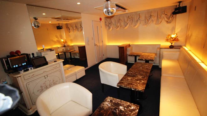 【中央区 銀座駅徒歩2分】50坪の大箱!会員制高級クラブを貸切!!!パーティー・イベント・撮影に最適です!の写真6