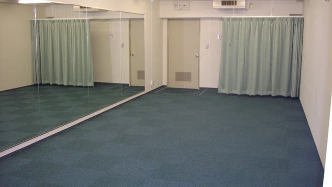 【大阪・中津】レンタルスタジオGymmie《Bスタジオ》★カーペットタイプの小さなスタジオの写真4