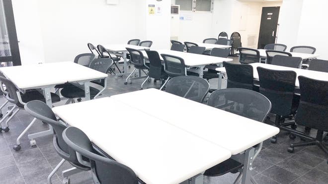 大阪 本町 心斎橋 駅から徒歩4分 駅近 格安 中規模会議室 最大40人着席目安 中規模セミナー会議オフ会など最適なスペースですの写真6