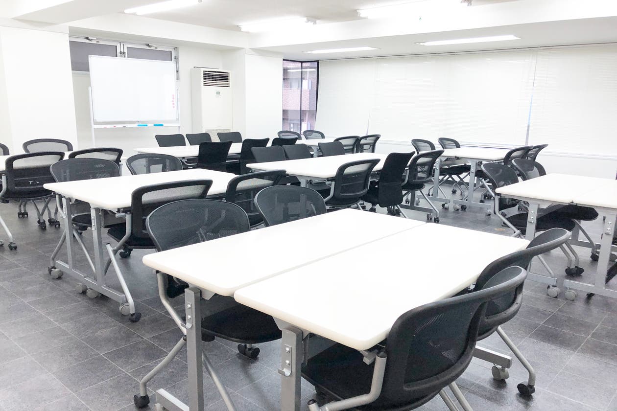 大阪 本町 心斎橋 駅から徒歩4分 駅近 格安 中規模会議室 最大40人着席目安 中規模セミナー会議オフ会など最適なスペースですの写真14