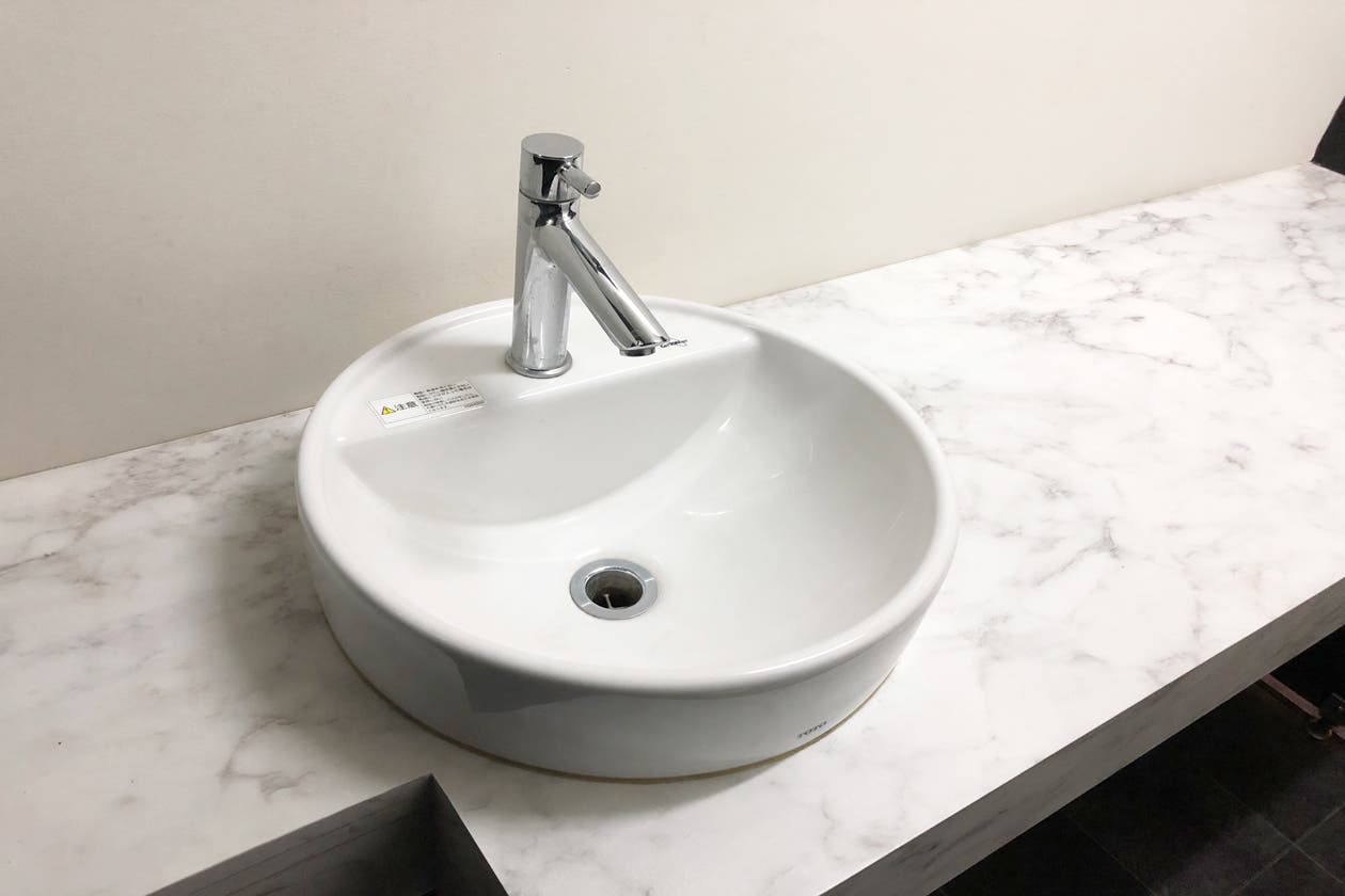 大阪 本町 心斎橋 駅から徒歩4分 駅近 格安 中規模会議室 最大40人着席目安 中規模セミナー会議オフ会など最適なスペースですの写真17