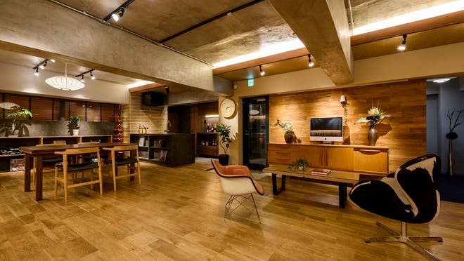 福岡・大濠公園駅徒歩3分 ヴィンテージビルをリノベーションしたラグジャアリー空間【リノベエステイト】の写真3