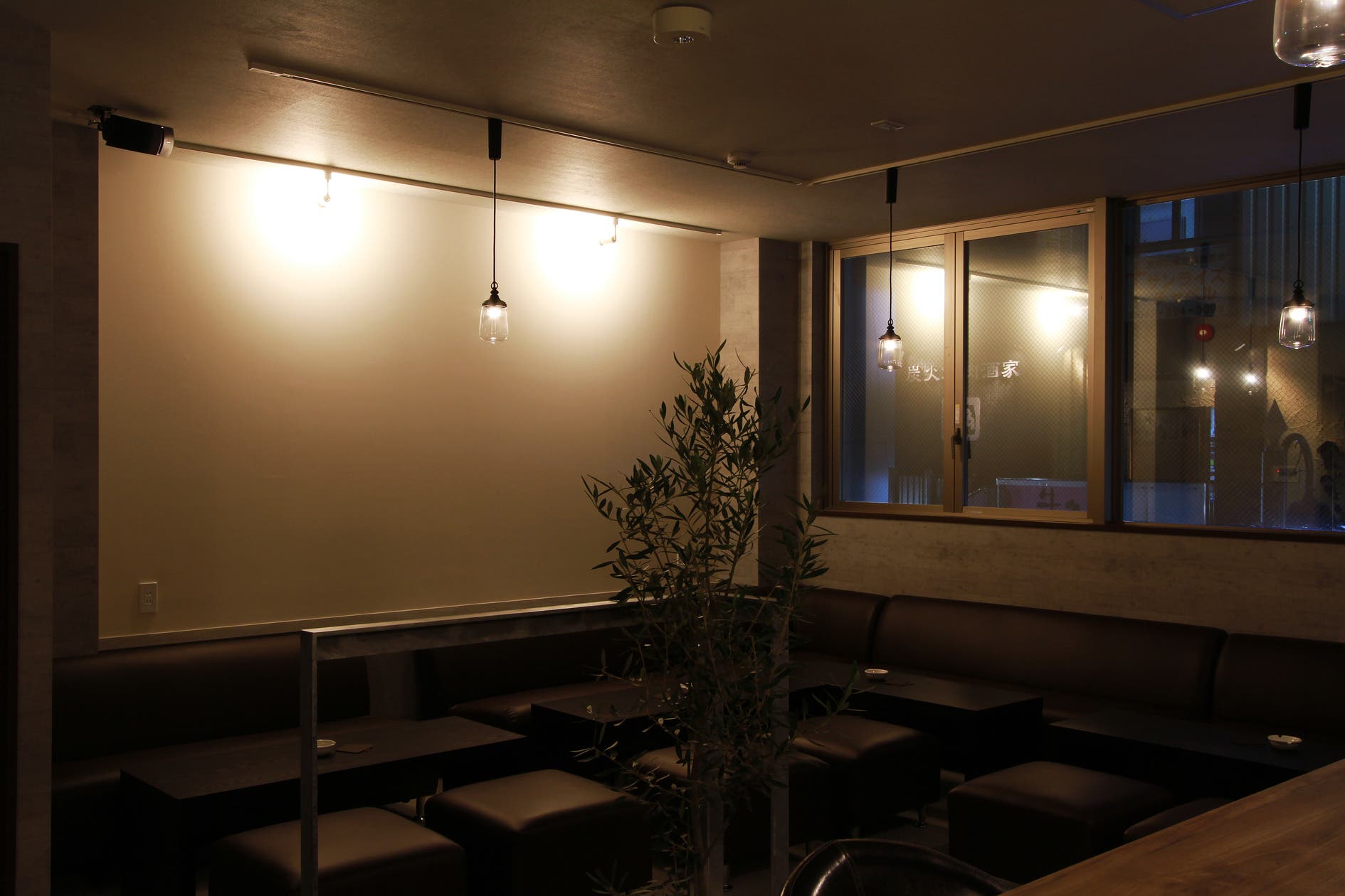 【西武新宿線/久米川/駅近】Lounge D　郊外のお洒落なバー　#ママ友会#女子会#誕生会#ロケ撮影#大人数OK!!の写真4