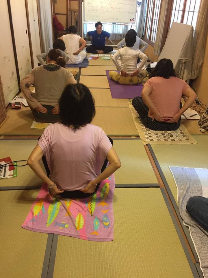 15畳・西荻窪　レンタルスペース　三つ枝商店2F　ゆっくりどう　／　西荻窪　レンタルスペース　無垢フローリング（杉）の写真5