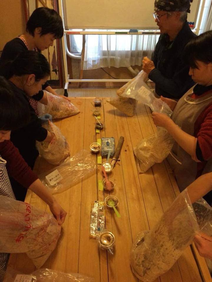 15畳・西荻窪　レンタルスペース　三つ枝商店2F　ゆっくりどう　／　西荻窪　レンタルスペース　無垢フローリング（杉）の写真8