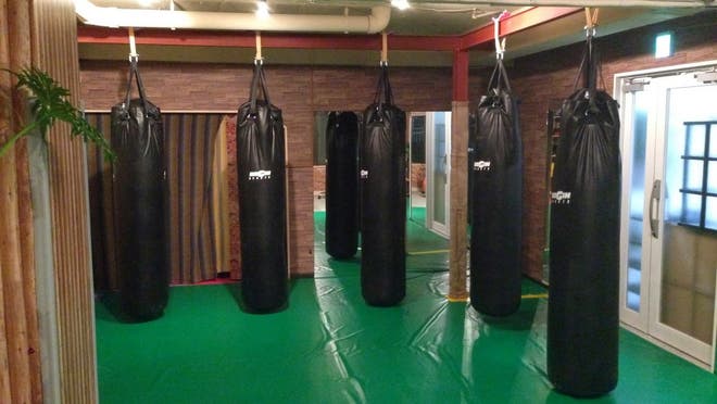 西鉄大橋駅前キックボクシングジム!トレーニング、セミナー、研修、女子会などなど、自由にご利用ください!!の写真4