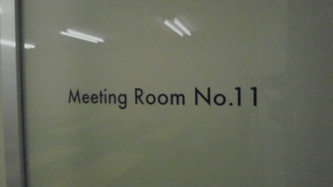 Wi-Fi完備!《Meeting Room11》【中津駅1分/梅田駅6分】ゆったり20名利用/プロジェクター無料貸出(予約制)の写真4