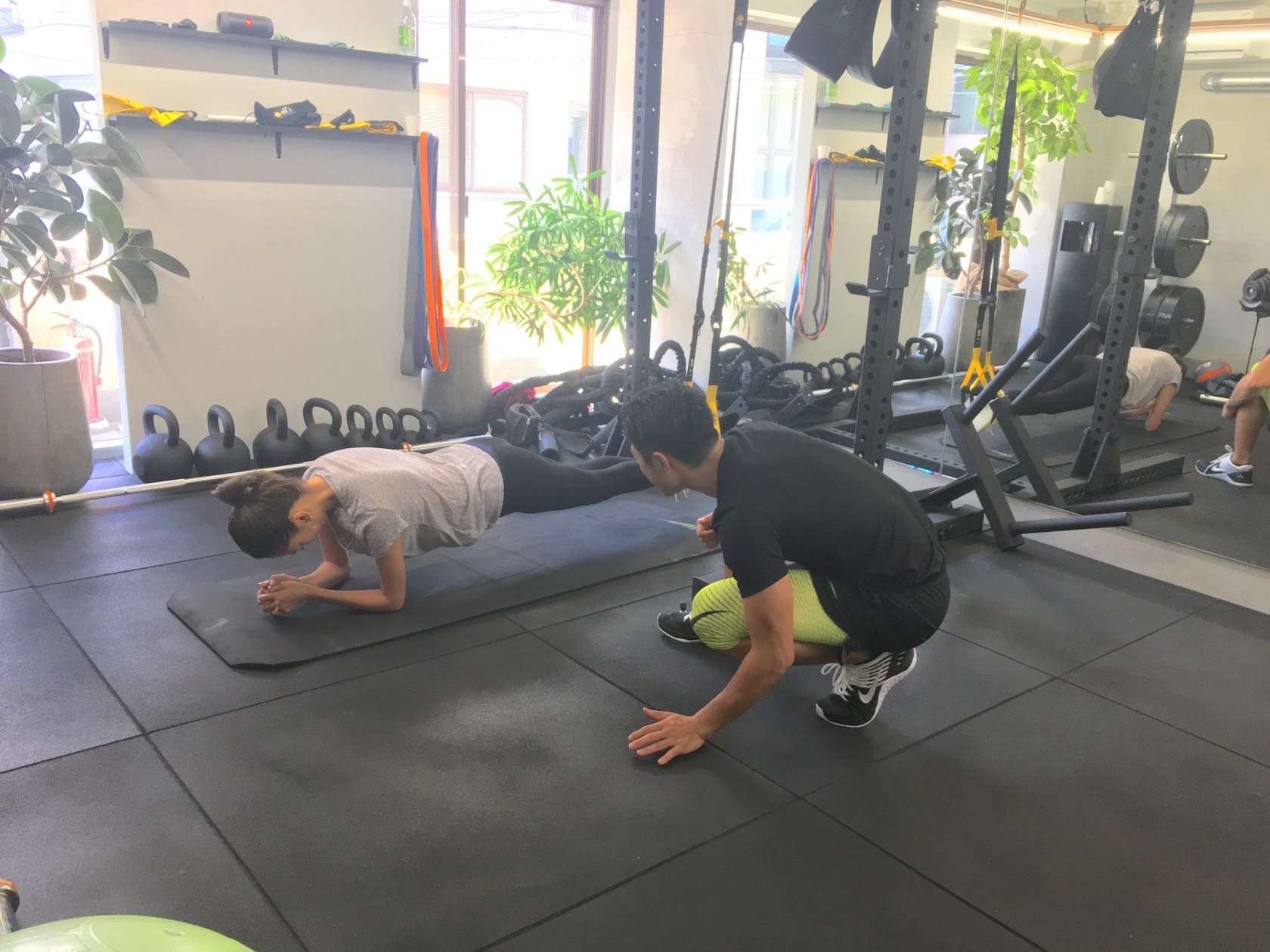 【原宿駅・千駄ヶ谷駅から徒歩7分】レンタルジム THE PERSON | 完全プライベート空間でパーソナルトレーニングに最適！の写真8