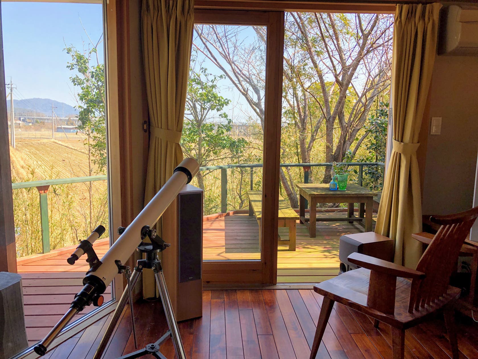 近江舞子、大阪、京都からアクセス抜群！琵琶湖まで徒歩5分、比良山が一望できる森のコテージまるまる貸切の写真10