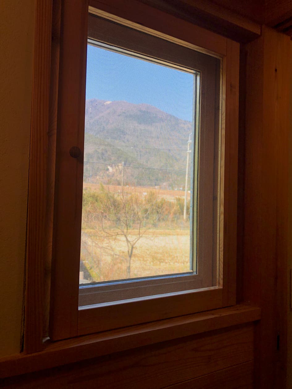 近江舞子、大阪、京都からアクセス抜群！琵琶湖まで徒歩5分、比良山が一望できる森のコテージまるまる貸切の写真28