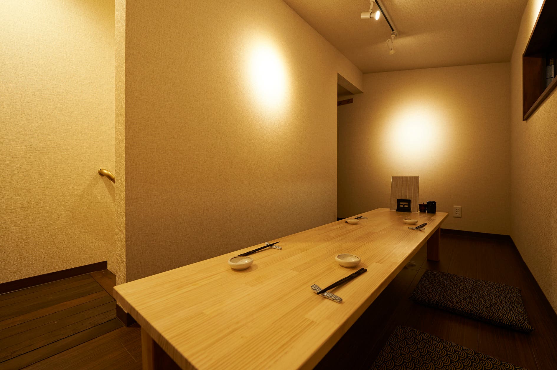 【東京駅徒歩1分】キッチン付きレンタルスペース「みなと屋第二」の写真2