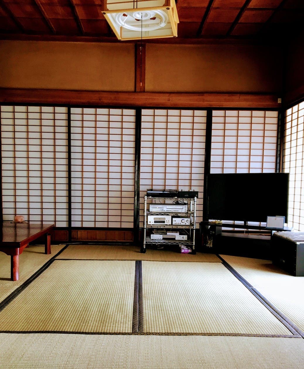 【撮影・テレワーク】襖を開けると16畳の開放的な空間。高い天井。欄間と障子の織りなす純和風スタイル。の写真5