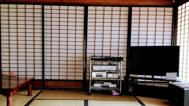 【撮影・テレワーク】襖を開けると16畳の開放的な空間。高い天井。欄間と障子の織りなす純和風スタイル。の写真5