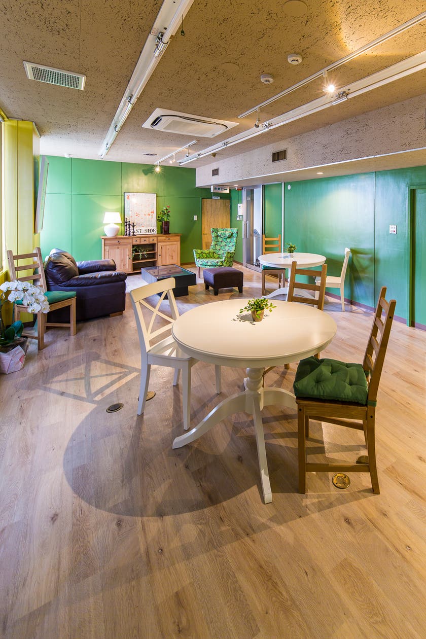 岐阜駅　徒歩3分　海外風の明るいイベントスペース！株式会社海外生活の写真5