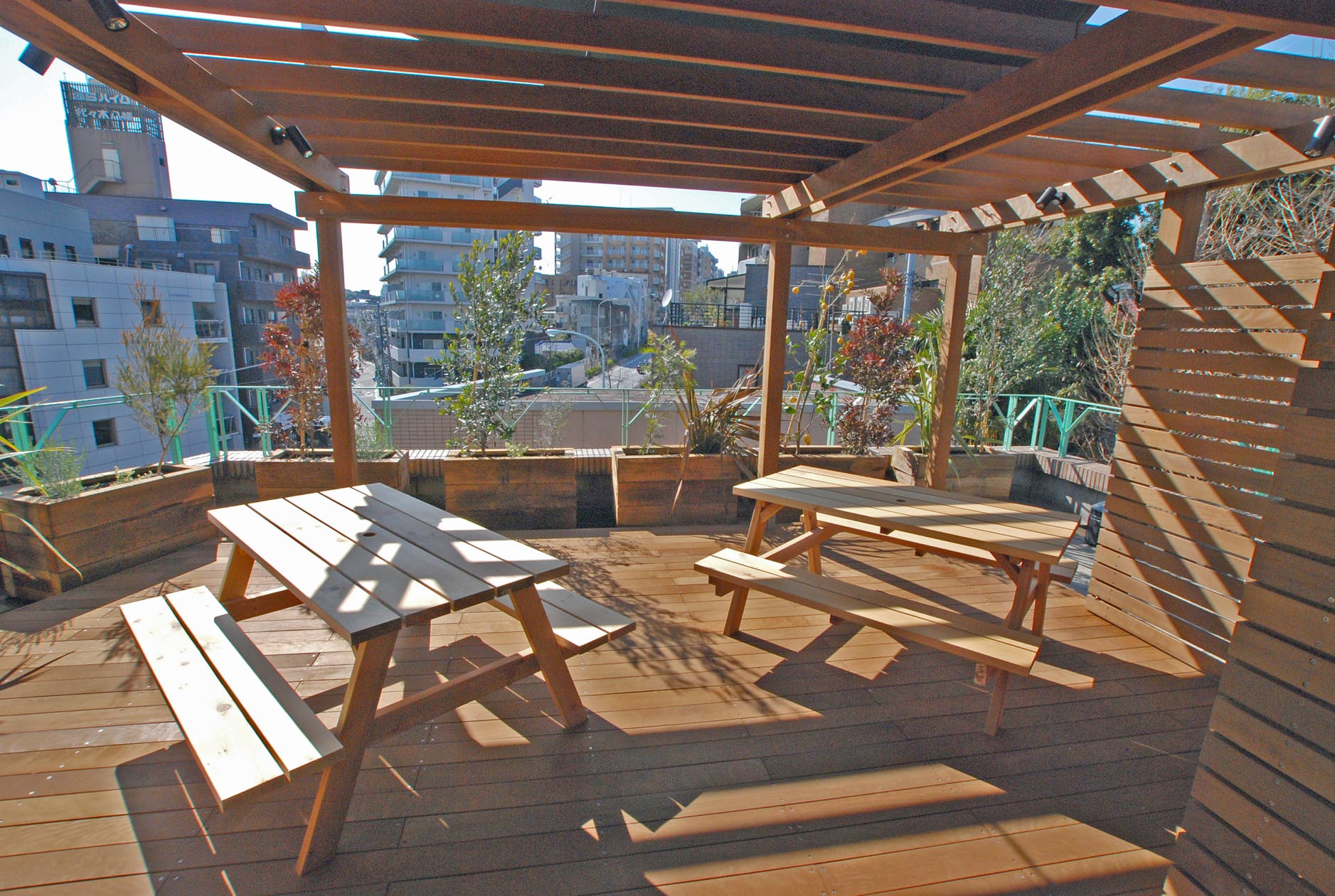 [GOODWORK]代々木八幡駅から徒歩４分！屋上貸切で屋外の会議やロケーション等にご利用下さい！の写真2