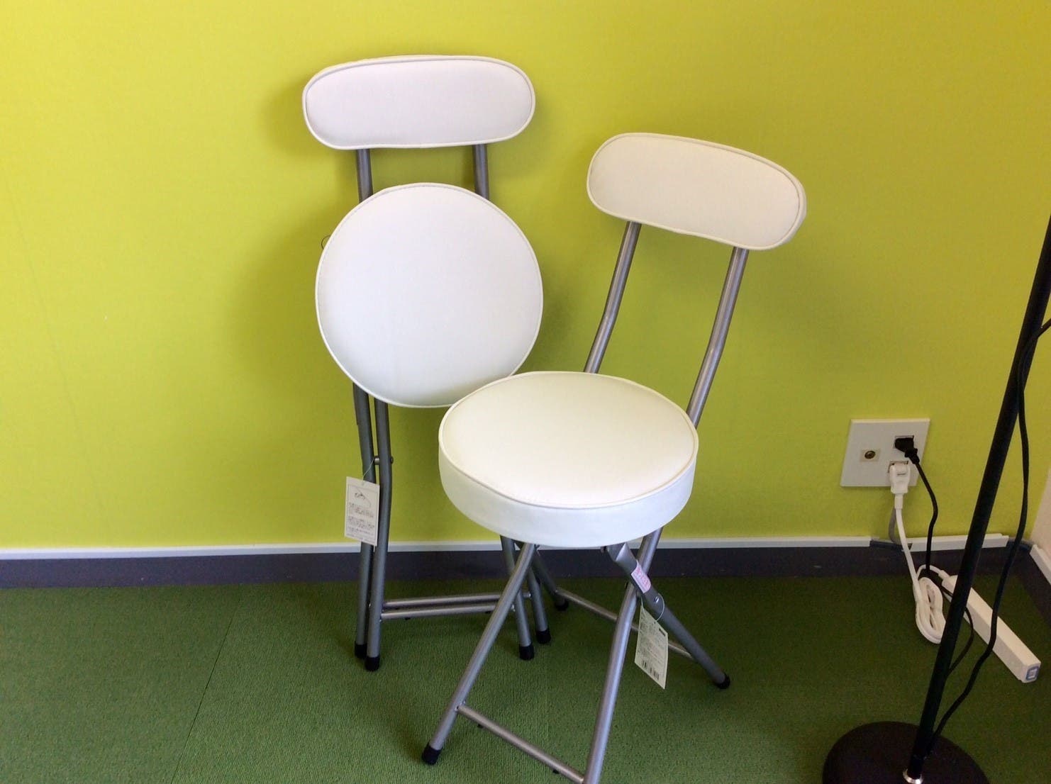 RAKUNA池袋東口　リニューアルOPEN【池袋駅から徒歩3分　光回線導入！】特大TVモニター、姿見、マッサージベッドありの写真6