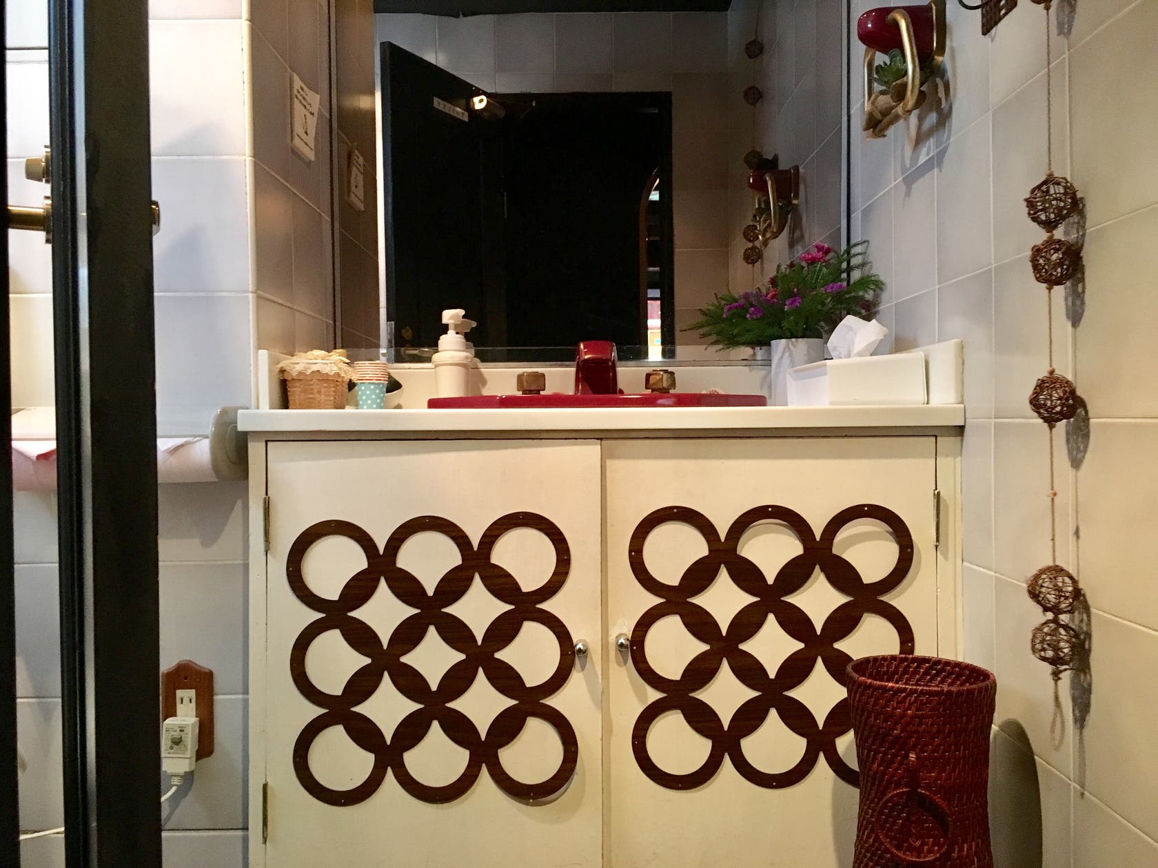 JR蒲田駅東口3分！100インチ大画面、プライベート空間で・飲食・コスプレ・スポーツ観戦・ゲーム大会・会議・撮影にの写真13