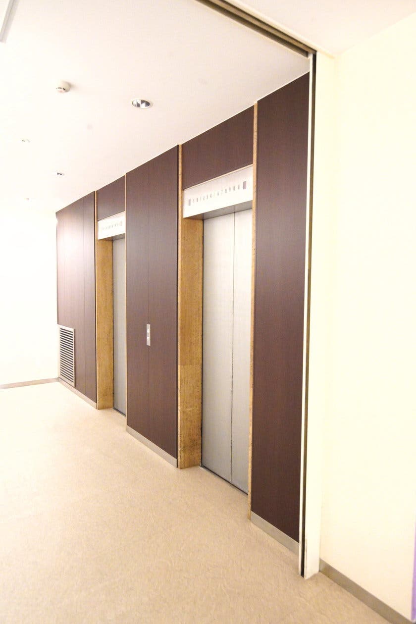 【 中規模の会議・研修にぴったり！ 】新橋・汐留駅から徒歩2分♪ 50名(セミナー形式48名)収容可能！高速光回線あります！の写真9