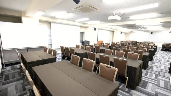 100名以上入ります!70~100人のセミナー・研修に最適。新橋・汐留駅から徒歩2分です。の写真4