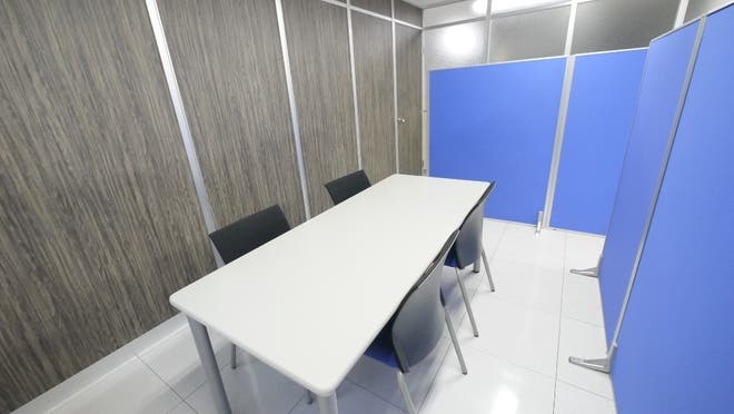 仙台駅徒歩8分 パーテーション仕切りスぺース A (4名)の写真2