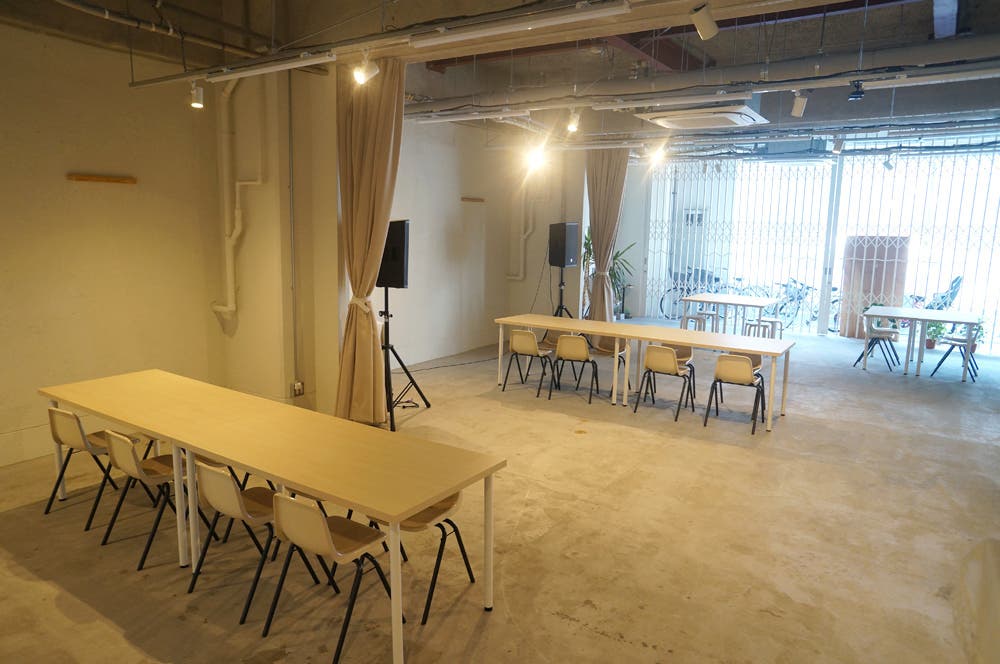 【上野浅草エリア、入谷駅1分】風通し抜群！天井高の白いオシャレ空間！イベント、会議、撮影、舞台、ポップアップショップに　の写真6