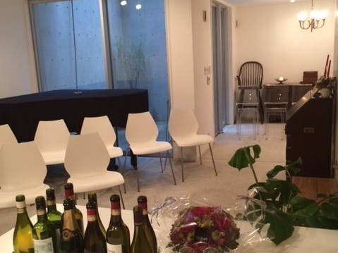 ［代官山6分/駐車1台可］自然光の入る地下1階・グランドピアノのある隠れ家的スペース。撮影・会議・楽器練習・パーティー等の写真18