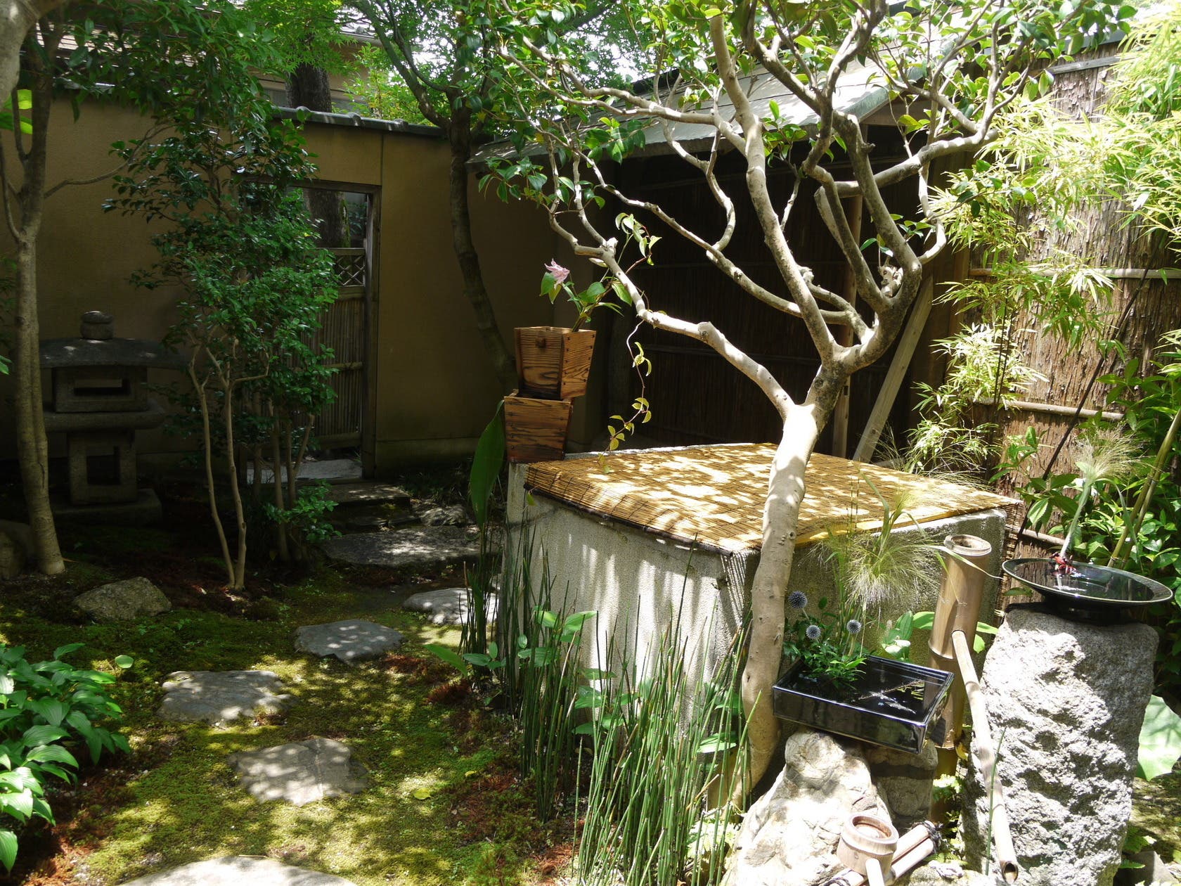 京間和室16畳。坪庭が美しい築200年の大型京町家ギャラリー「be京都」。イベント、講座、撮影などに！京都御所、同志社大近く。の写真13